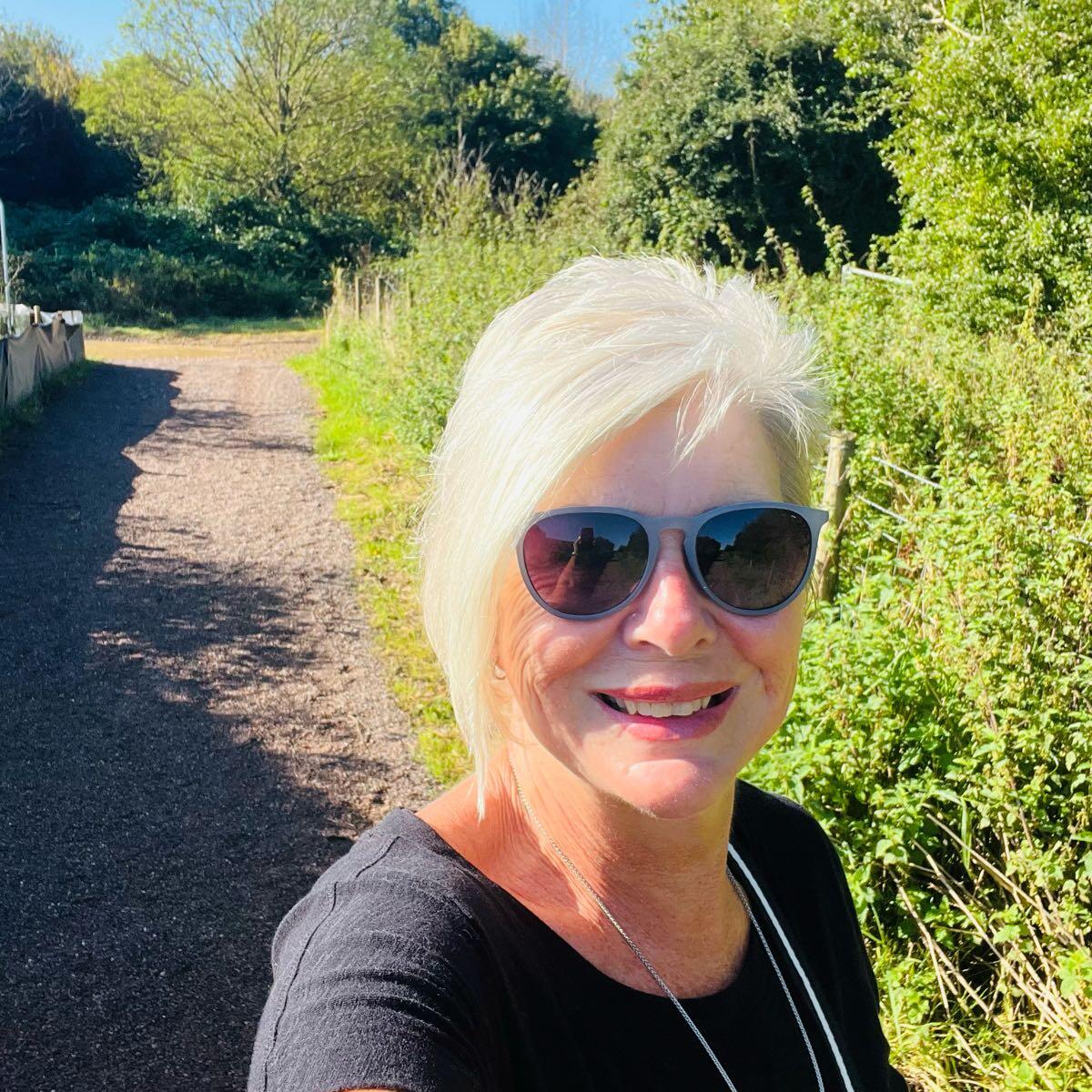 Leggyscompletepetcare - Chichester, GB-ENG - Nextdoor