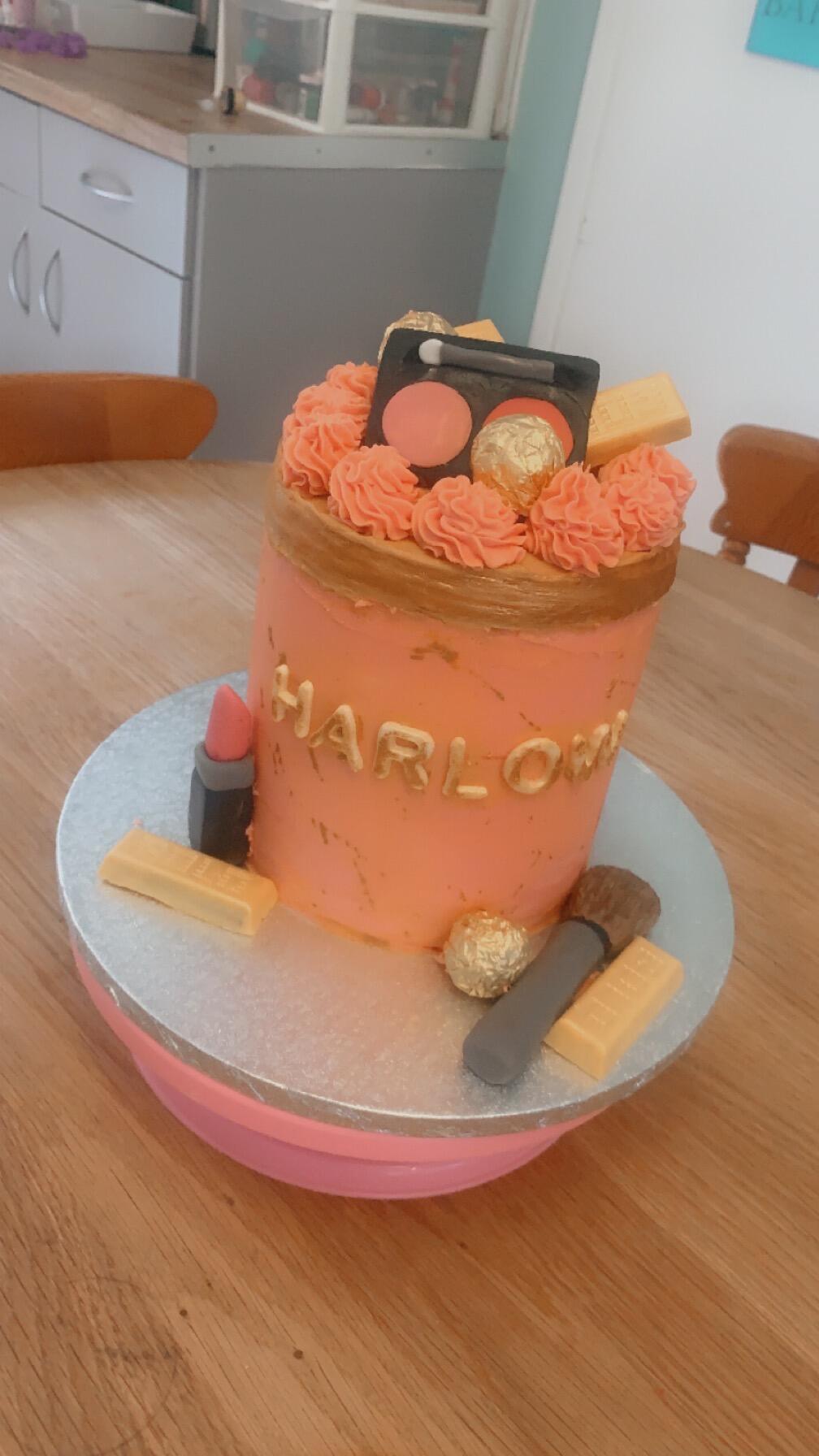 KM Cakes - England - Nextdoor