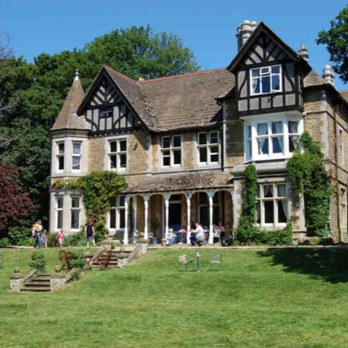 Wing Hall Farm Shop - Oakham, GB-ENG - Nextdoor