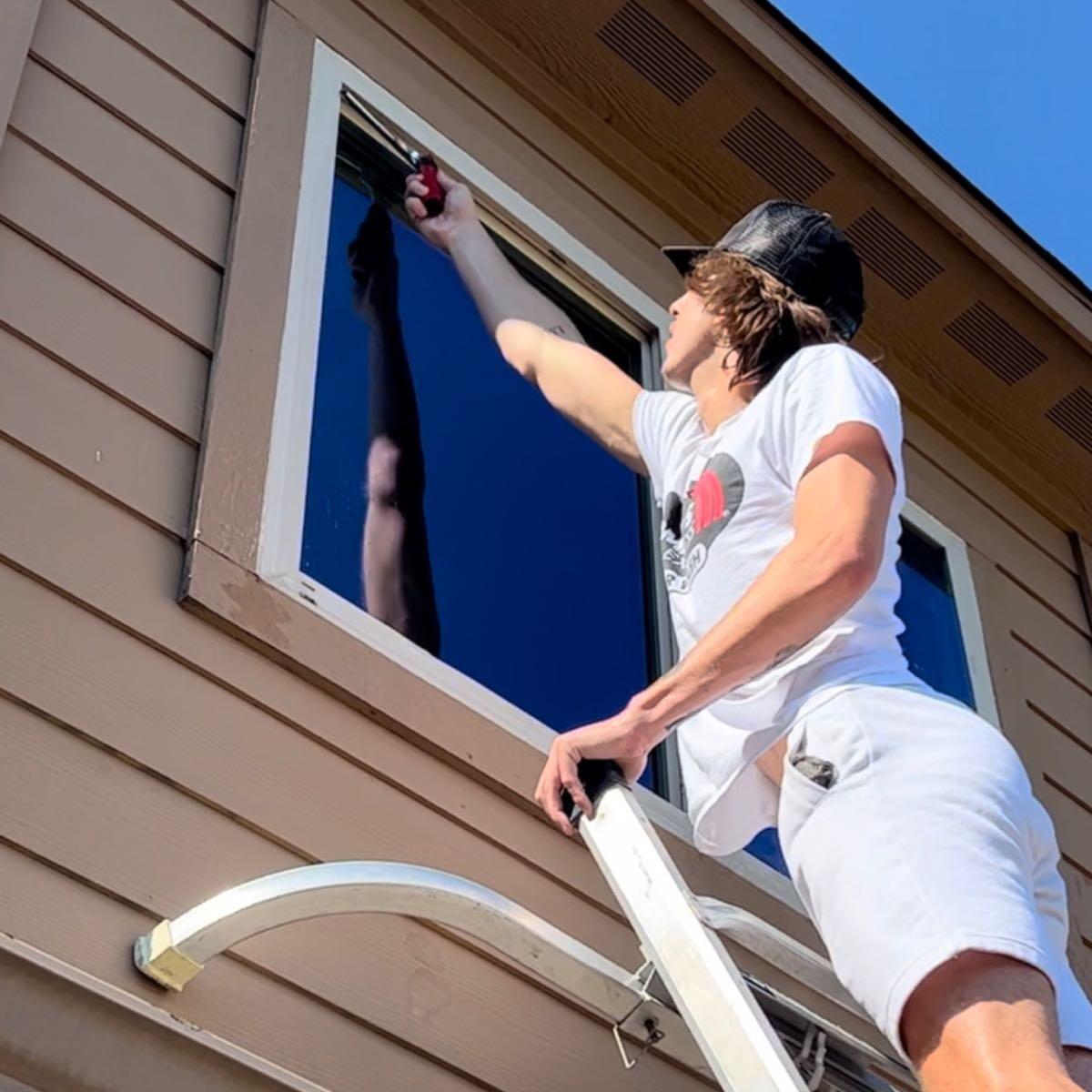 CL Window Cleaning and Pressure Washing - Nextdoor