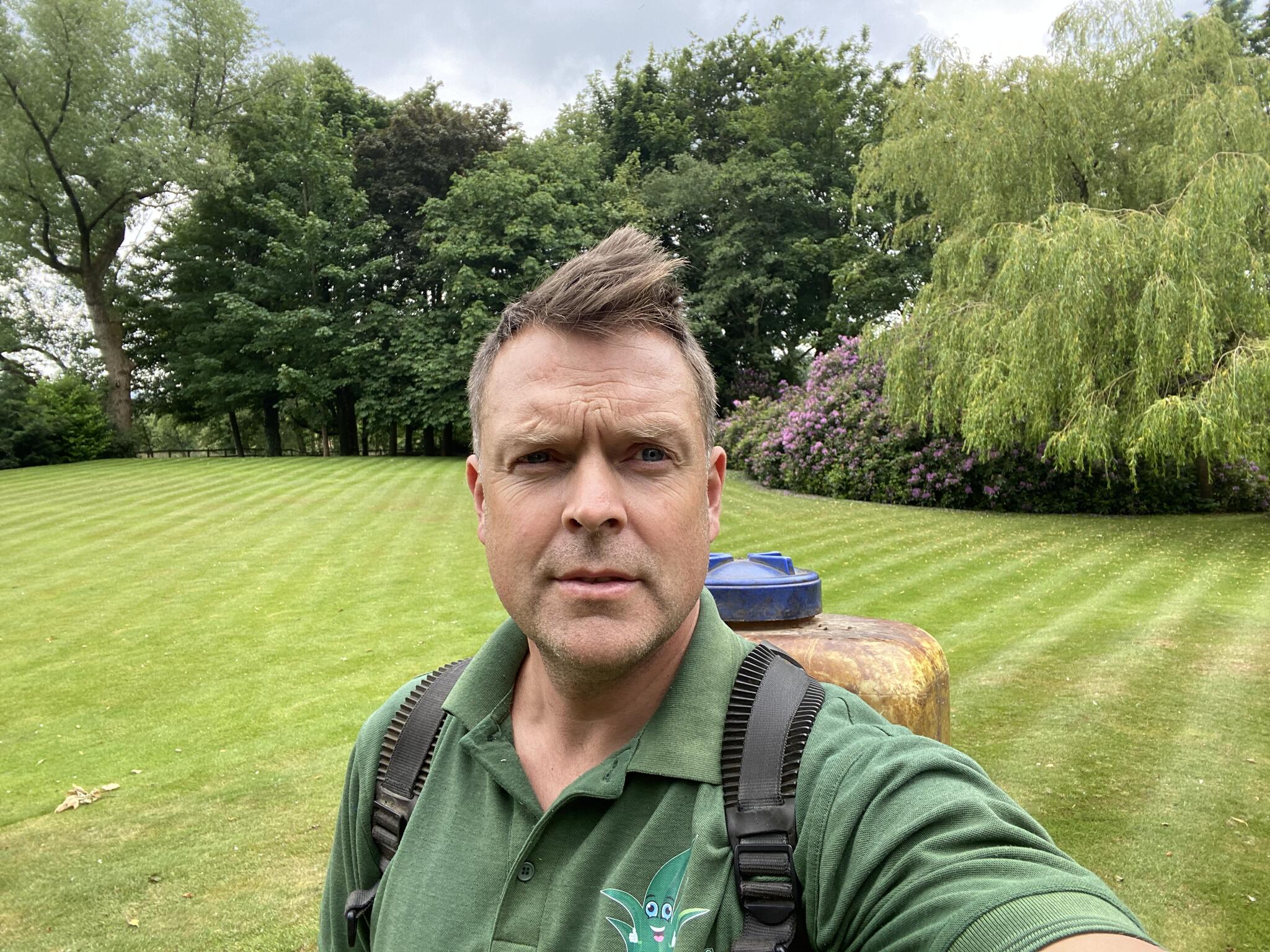Happy lawns - Bolton - Nextdoor