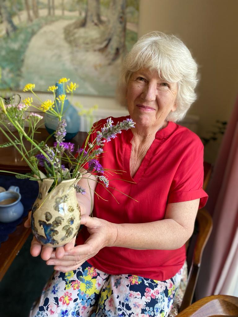 Kitty’s pottery - East Grinstead - Nextdoor