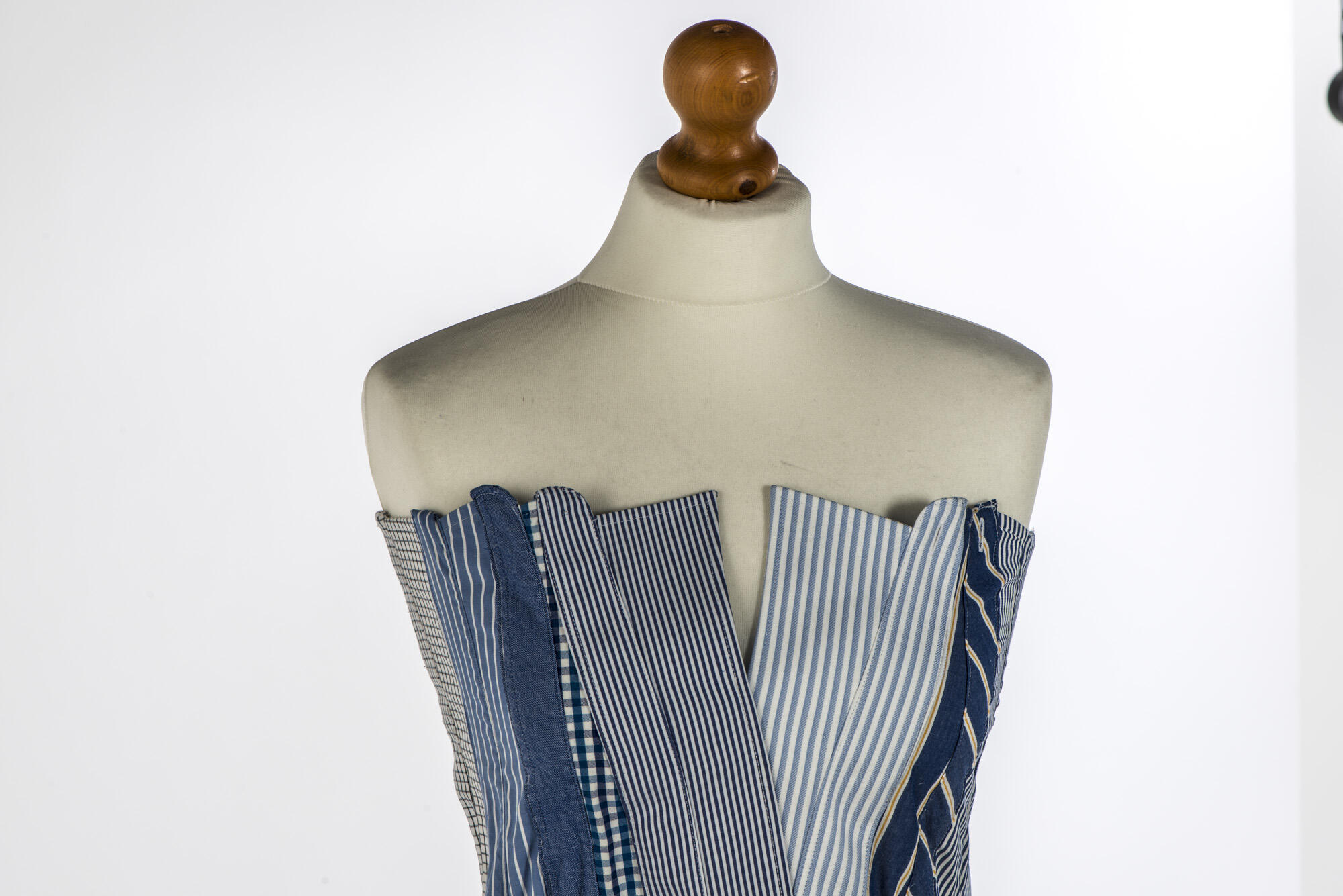 Isabel Gomes - Textile artist - Ashford - Nextdoor