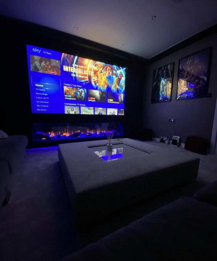 Home Entertainment Direct - Waltham Cross - Nextdoor