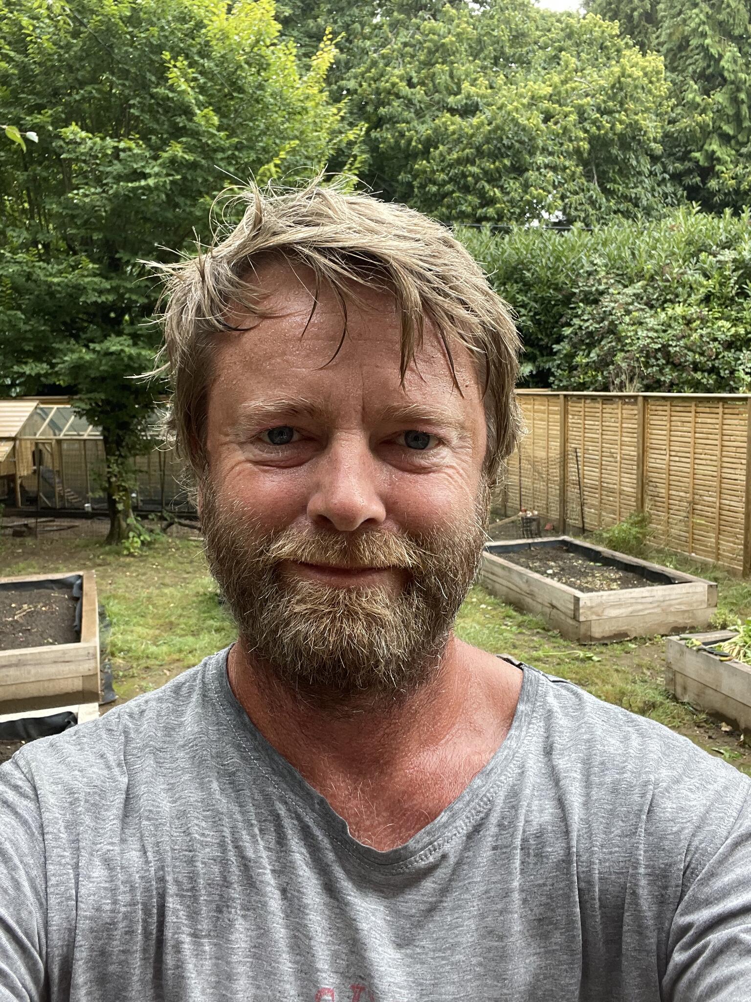 Fox & Harris - Liss, GB-ENG - Nextdoor