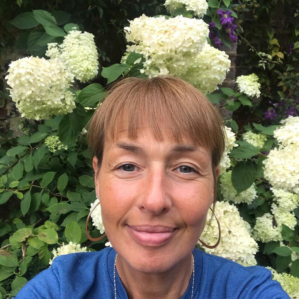 Tropic Green Beauty By Debbie Russell 💚 - Brighton - Nextdoor