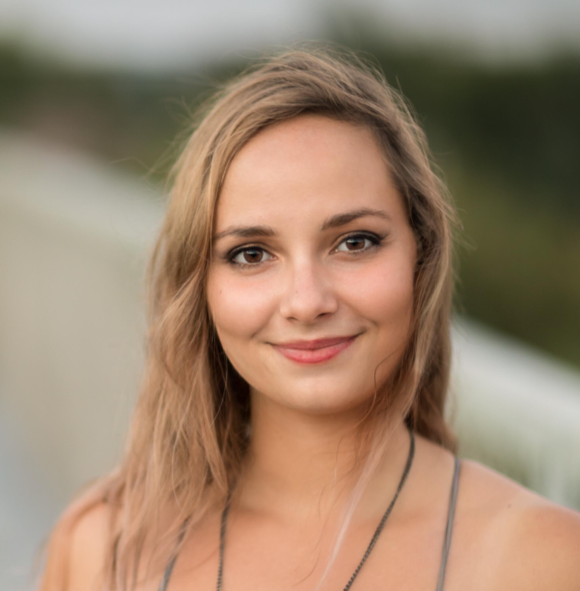 Louise Read - Nextdoor