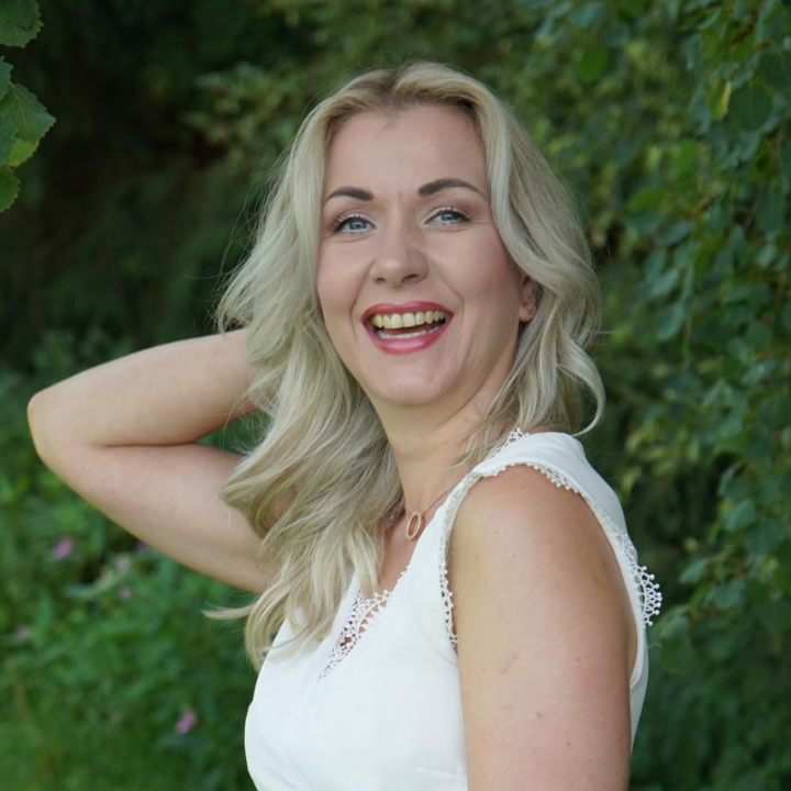 Alexandra Neubert- Studio Alexandra - Nextdoor