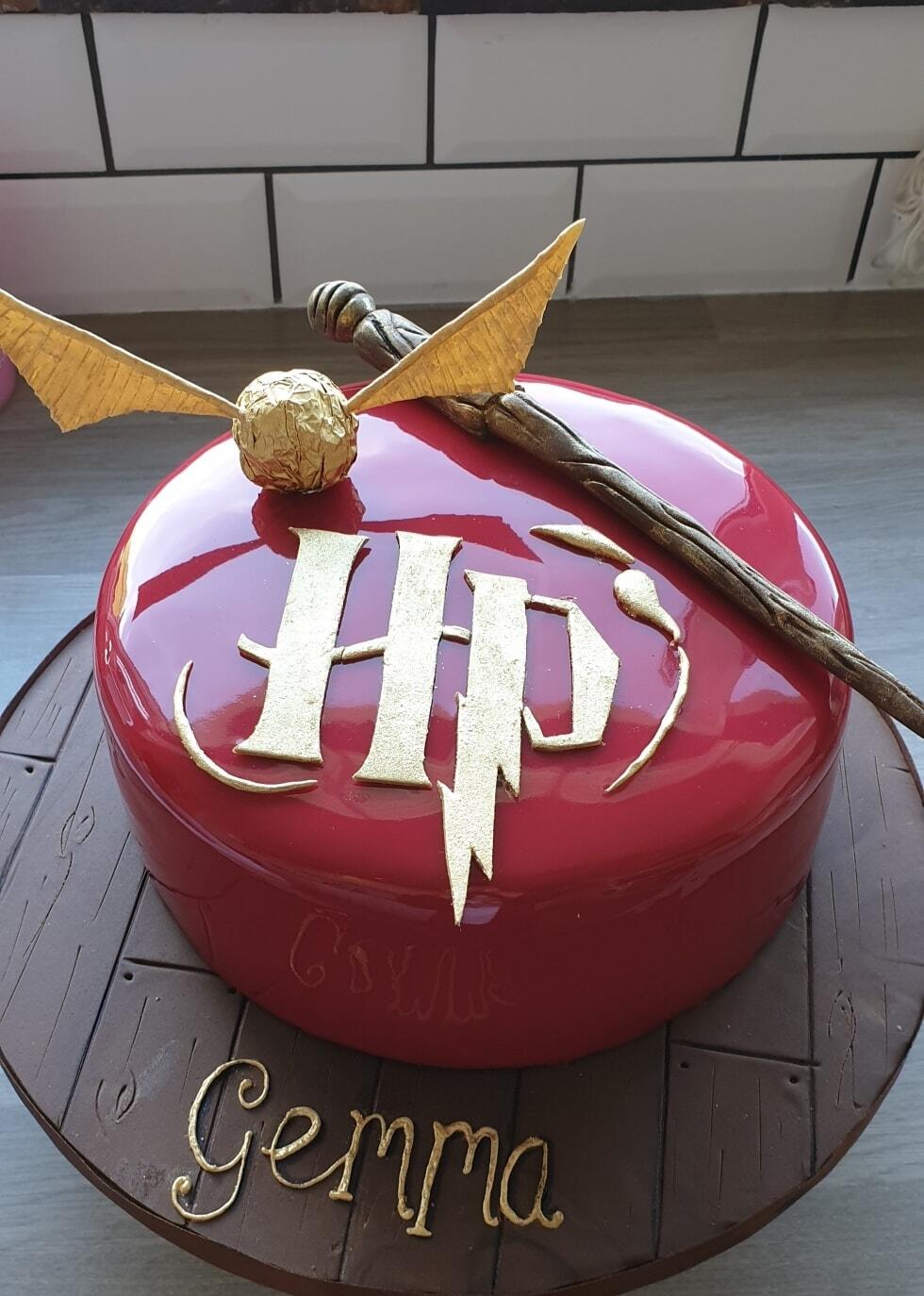 Kiss & Cake Up - Nextdoor