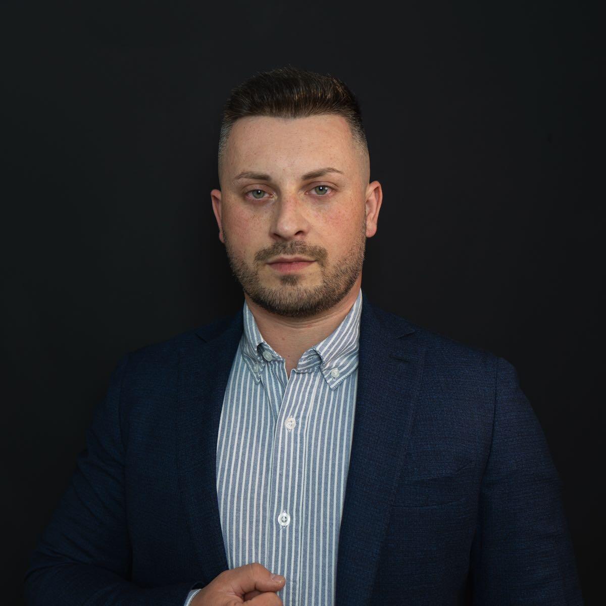 Eugen Cotoranu - Bespoke Estate Agent - Powered by eXp - Isleworth, GB ... Eugen Cotoranu - Bespoke Estate Agent - Powered by eXp - Isleworth, GB ...