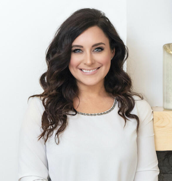 Amanda Davis, REALTOR, ReeceNichols - Olathe, KS - Nextdoor