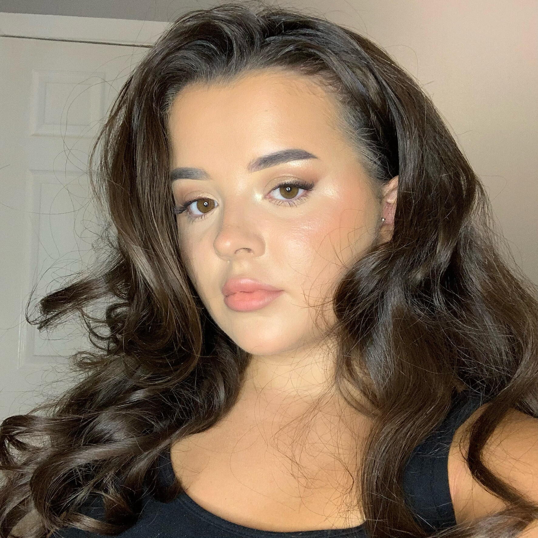 Ellie May Anderson Beauty Ruislip England Nextdoor