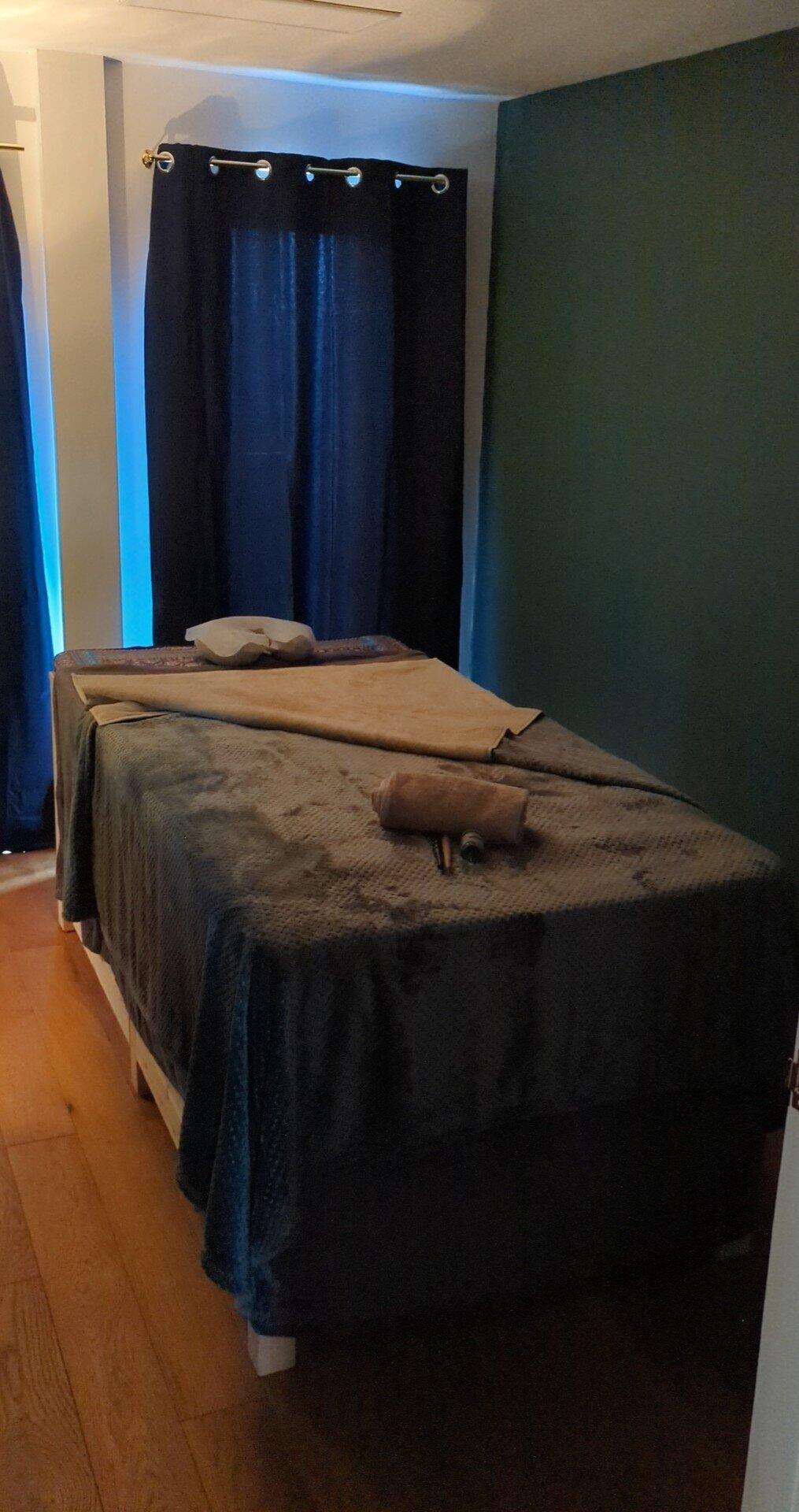 Sam's Thai traditional massage - Templecombe, GB-ENG - Nextdoor