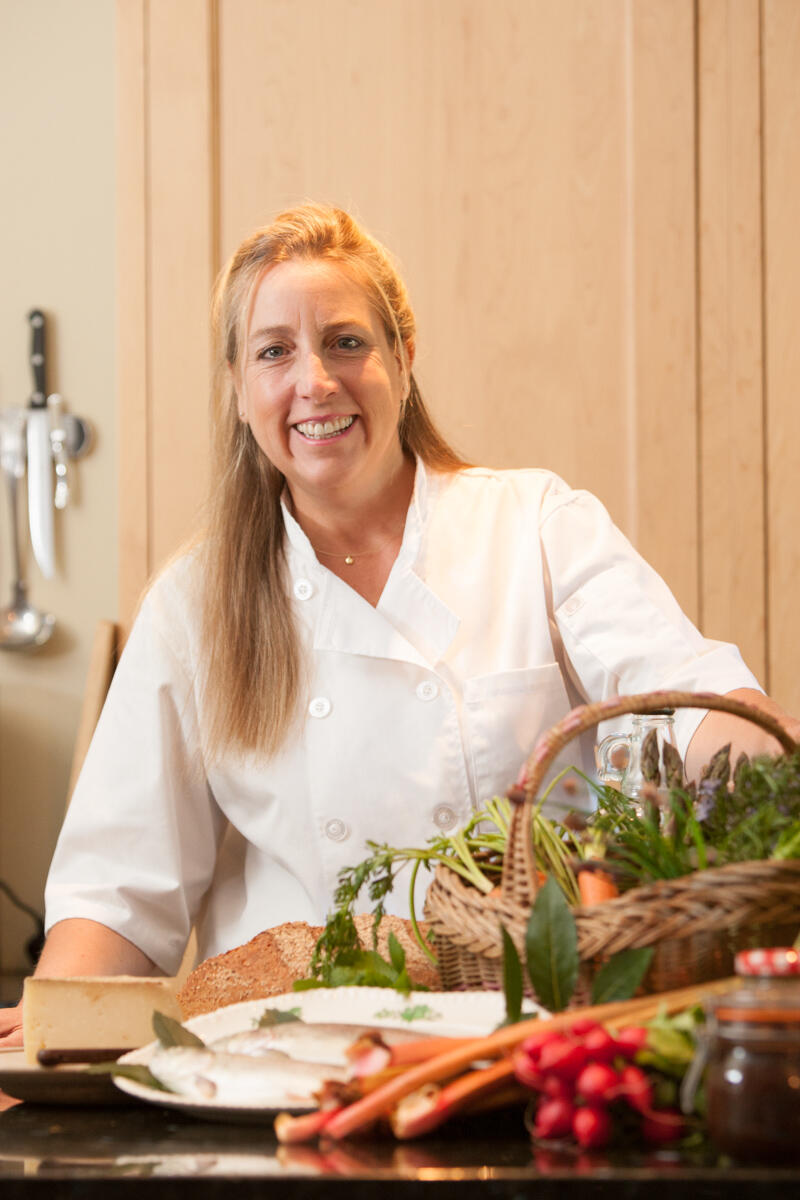 Sarah Saunders - Nextdoor