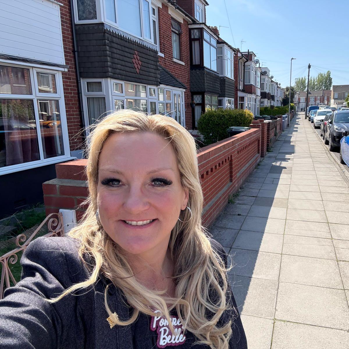 Amanda Martin MP - Portsmouth - Nextdoor