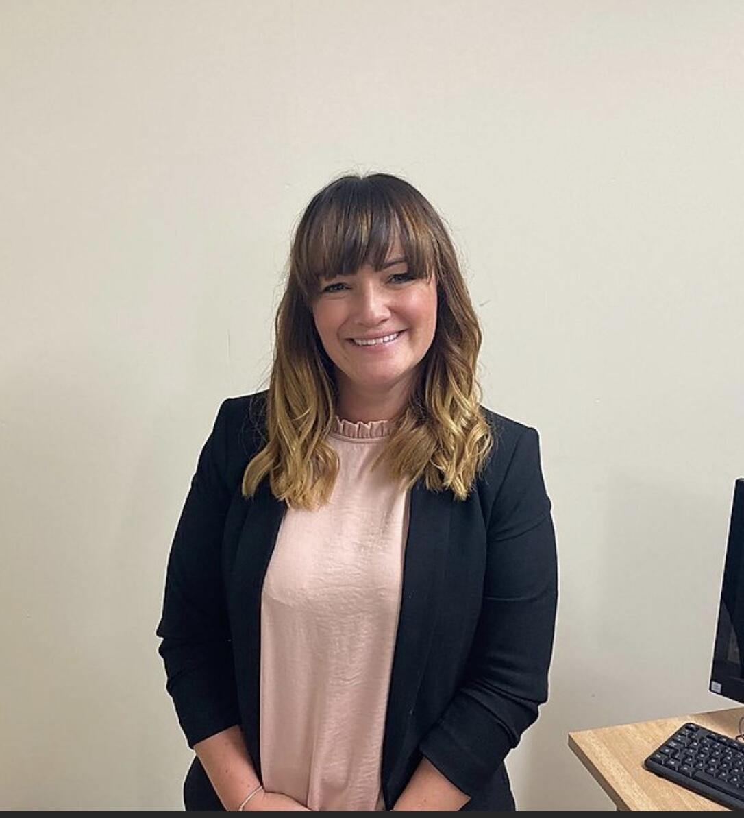 Rachel McGuiness - Rugeley, England - Nextdoor