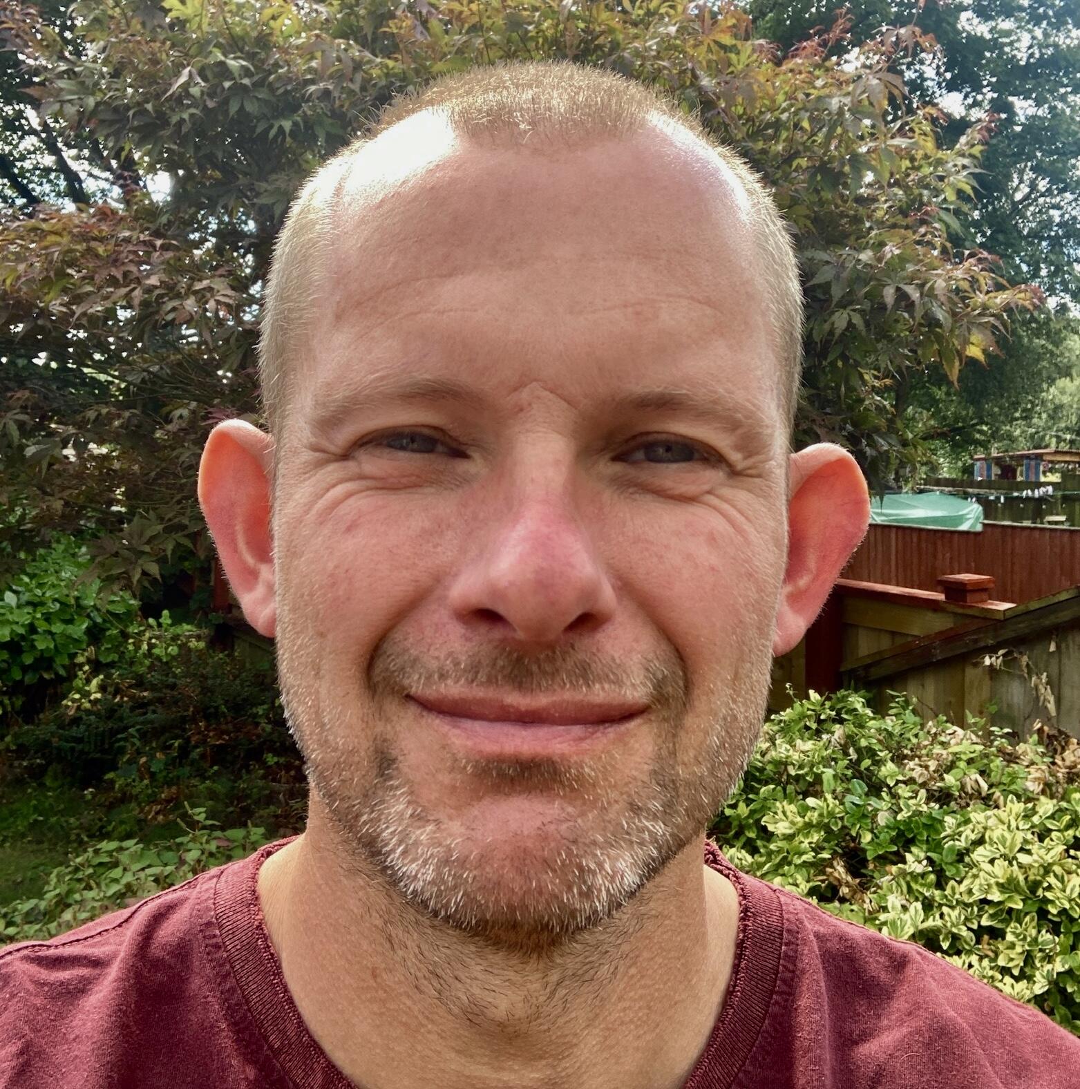 Simon the Gardener - Swansea, GB-WLS - Nextdoor