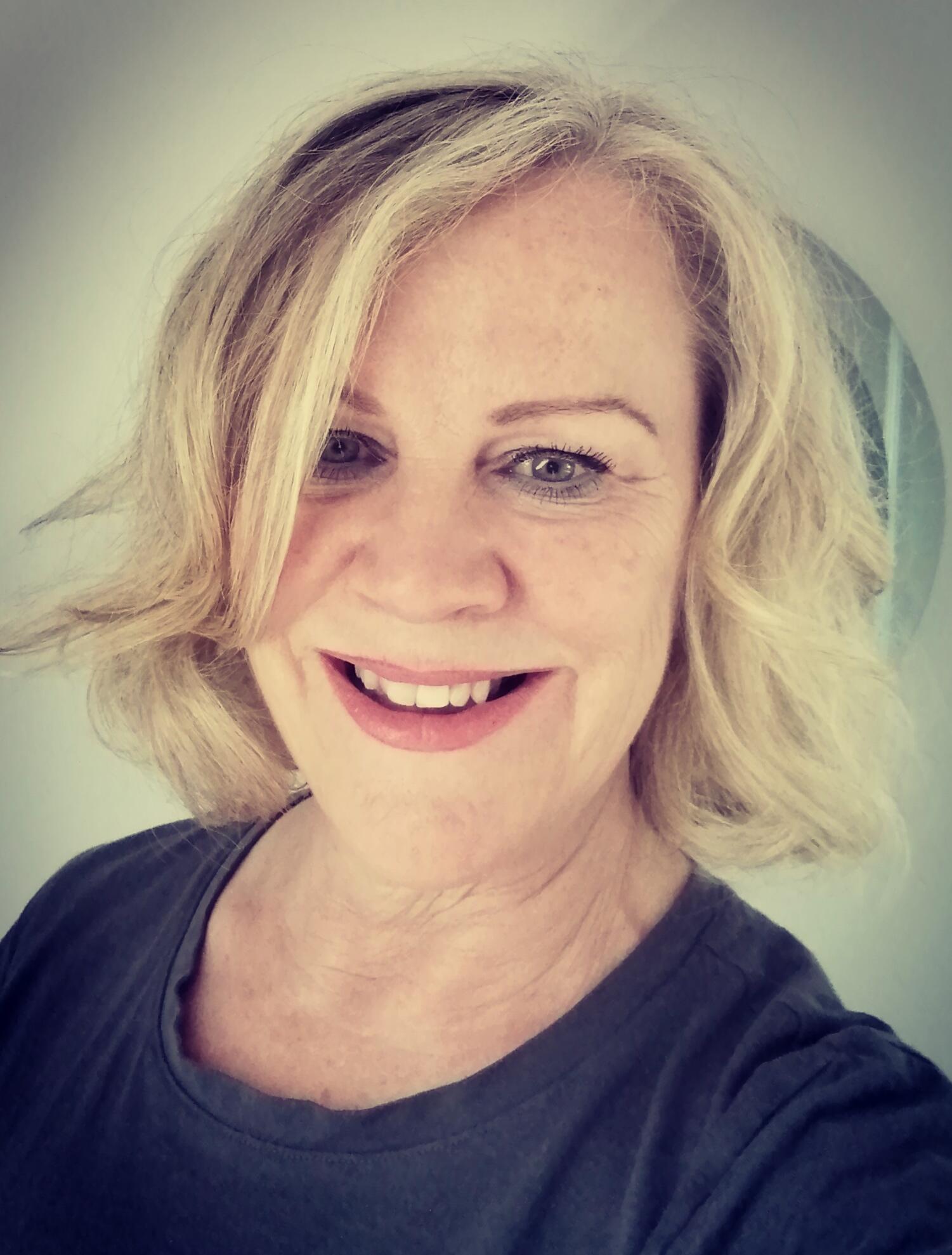 Professional Organiser and Decluttering Service - Nextdoor