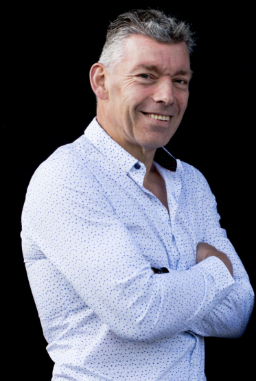 Versteeg Opleidingen - Nextdoor