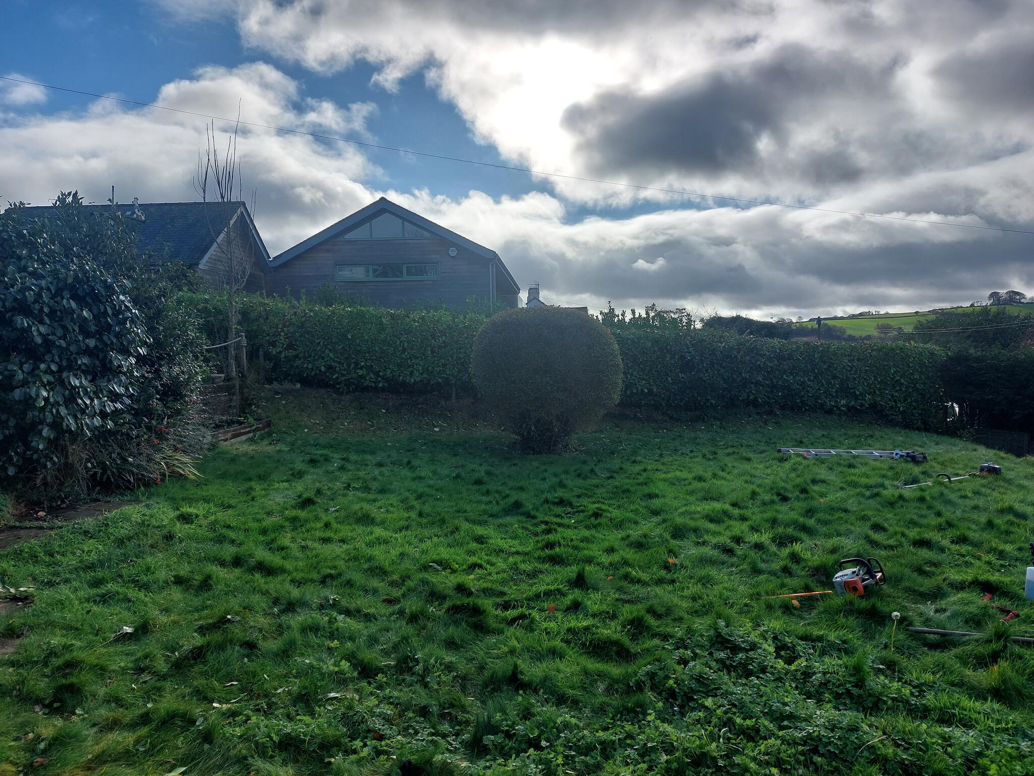 The Perfect Edge - Newton Abbot, GB-ENG - Nextdoor