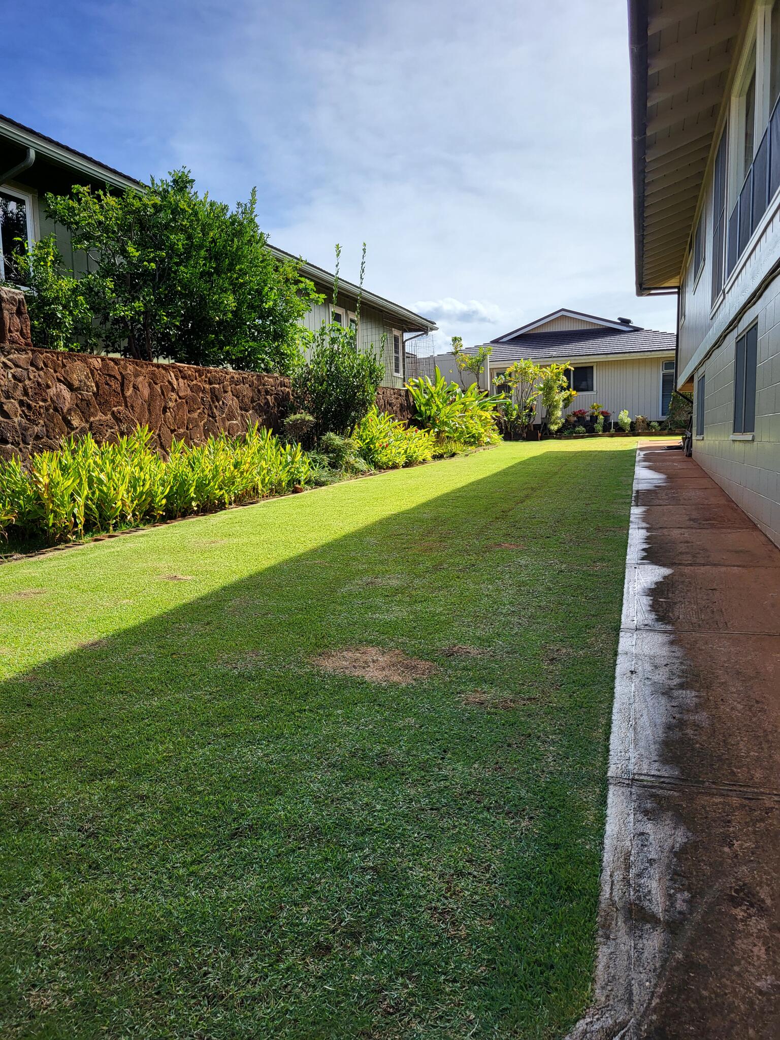 Kinilau Tropical Landscapes - Nextdoor
