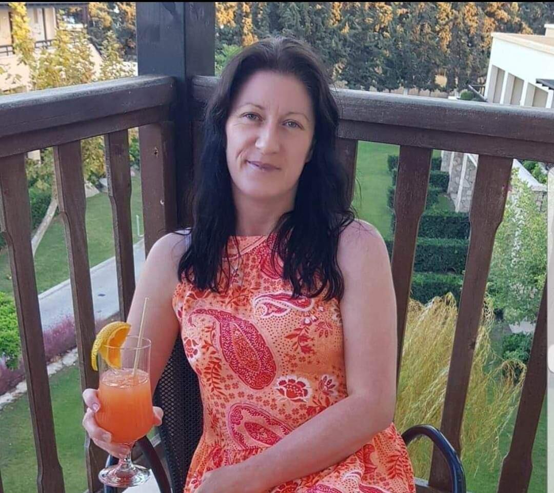 Caroline Corrigan Avon Rep - Arbroath, GB-SCT - Nextdoor