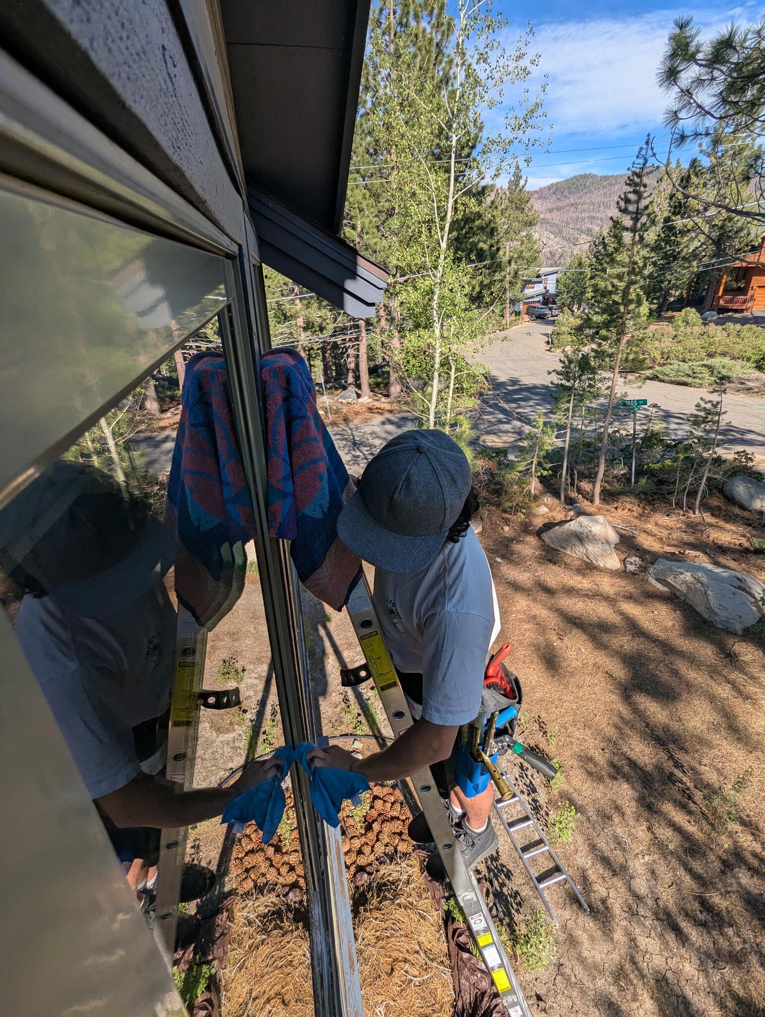 window waffles window/gutter cleaning - South Lake Tahoe, CA - Nextdoor