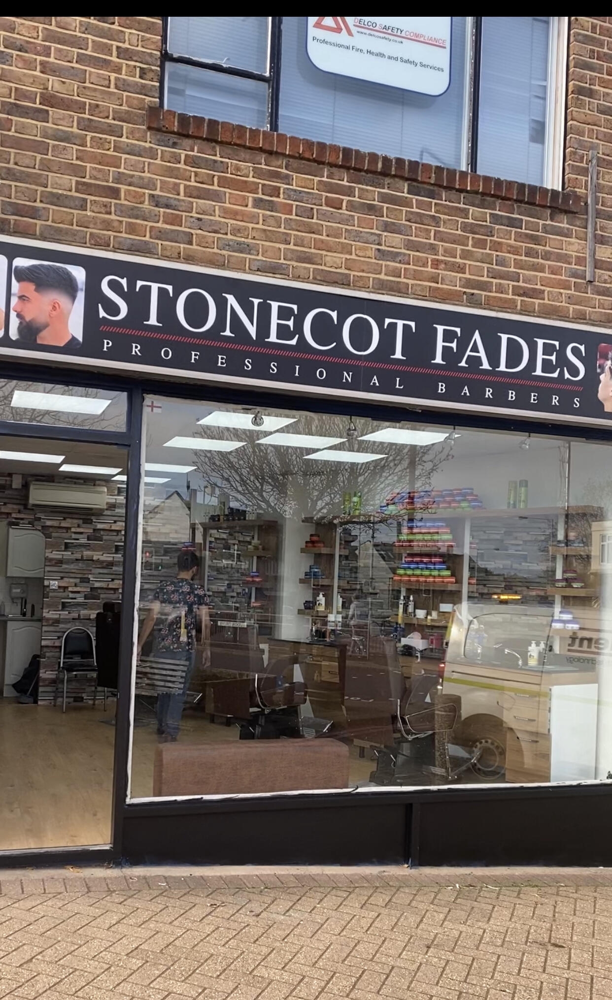 Stonecot fades - Morden - Nextdoor