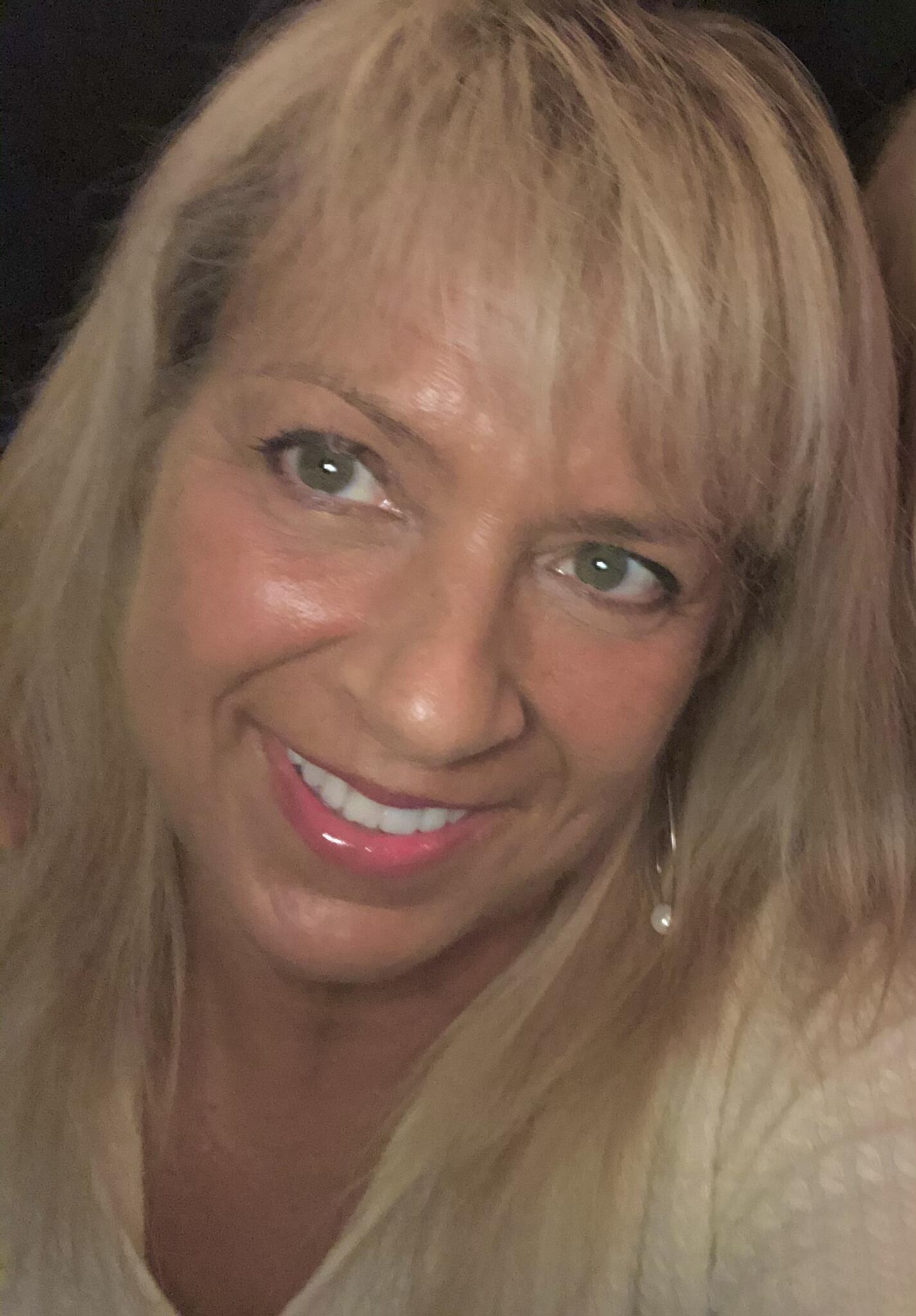 Carrie Ann Keys - Nextdoor