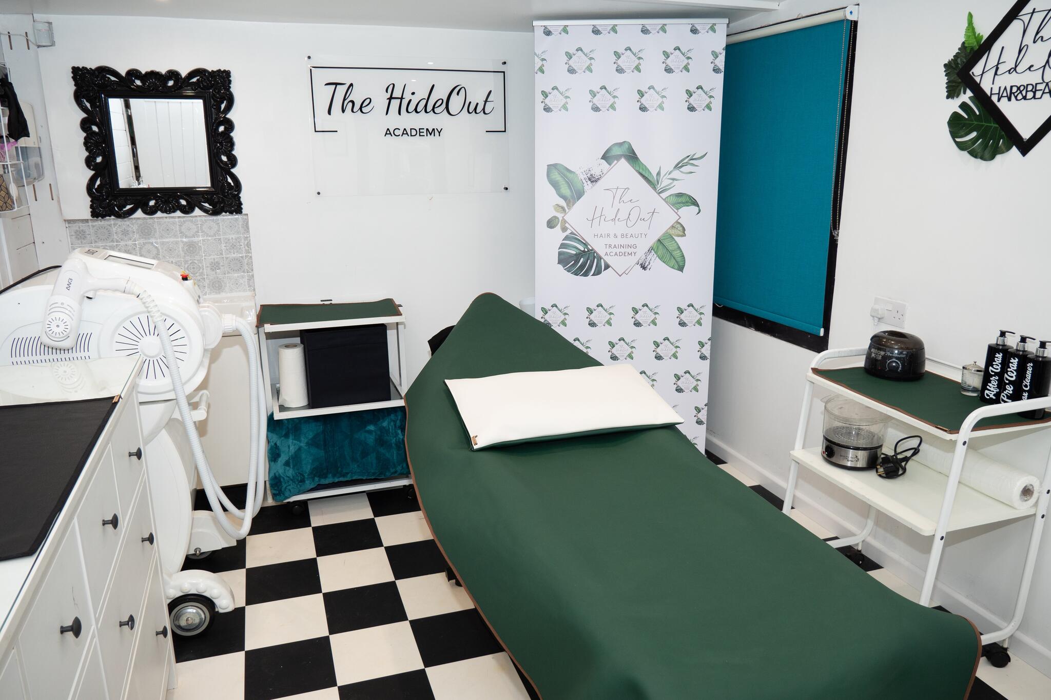 The hideout - Nextdoor