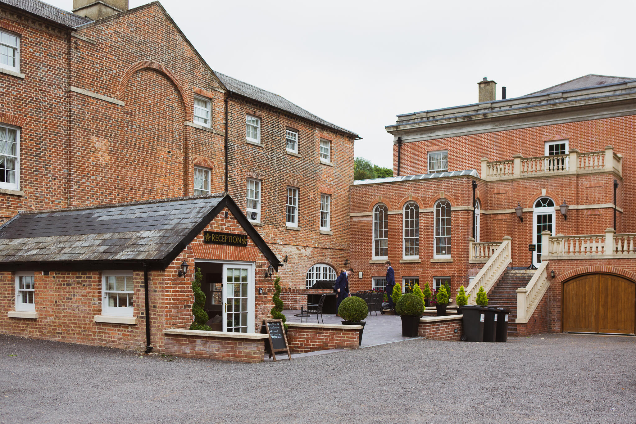 The West Wing at Everleigh Manor - Everleigh - Nextdoor