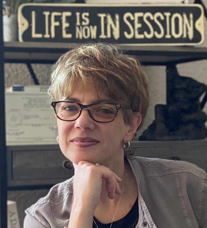 Dr Lisa Eskalyo, Licensed Clinical Psychologist - Nextdoor