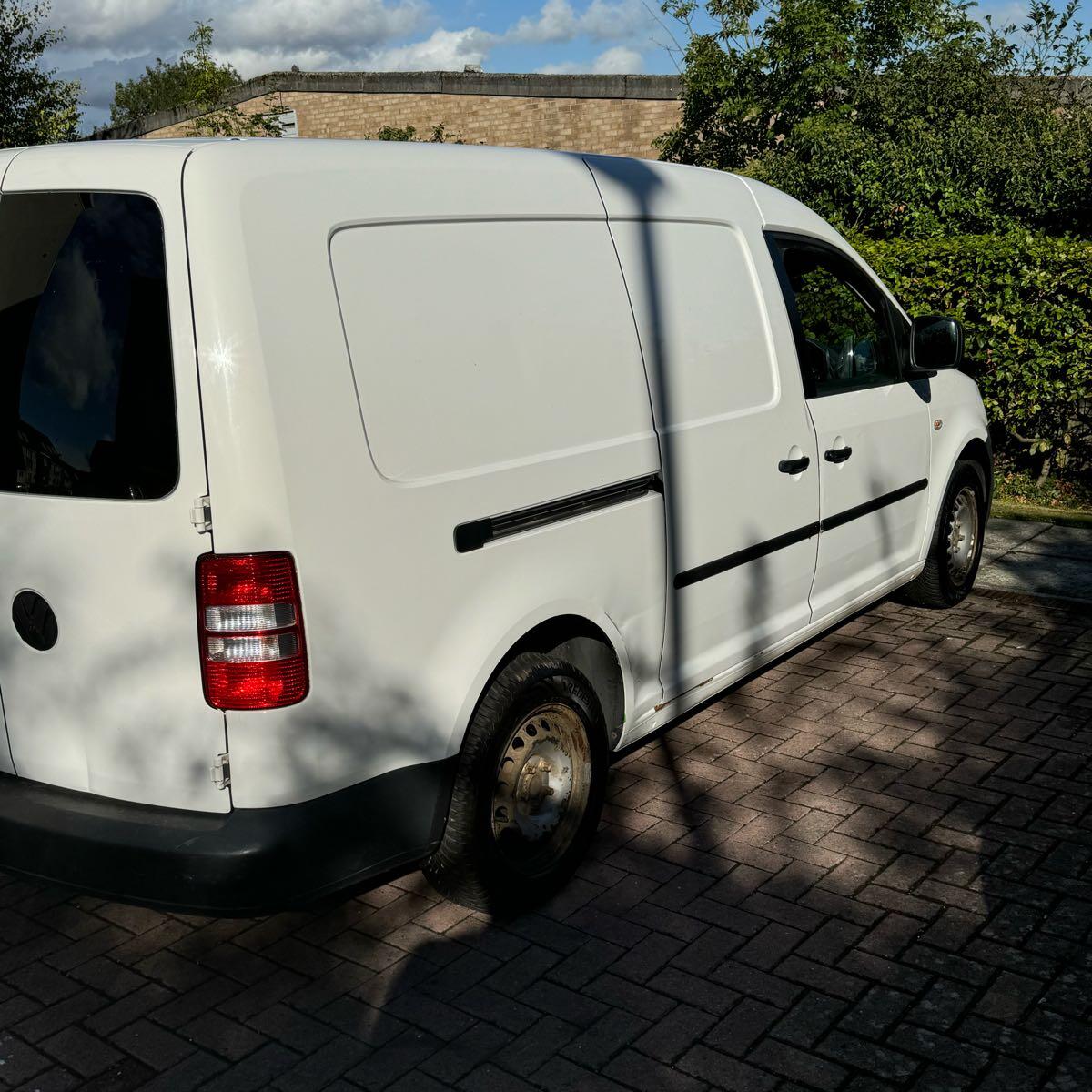 H’s Man & Van - Nextdoor