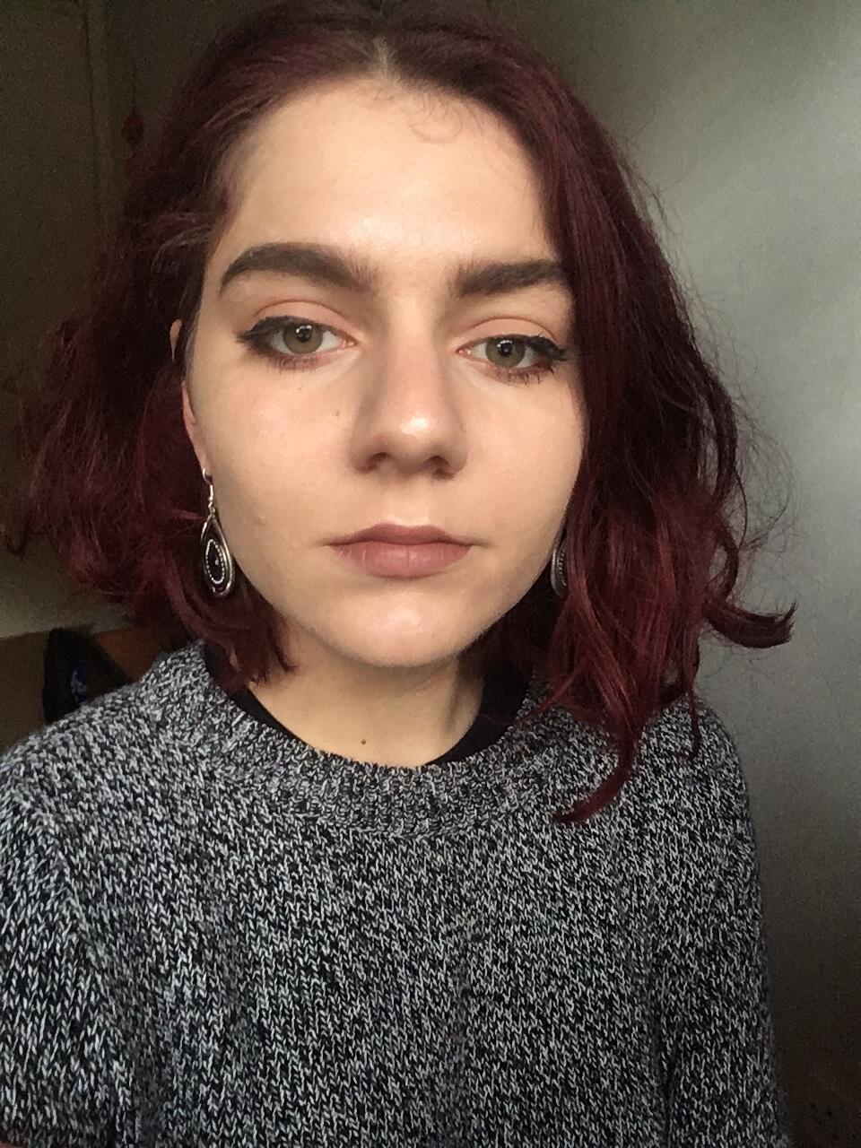 Female Painter (murals, scenic, art) - London, GB-ENG - Nextdoor