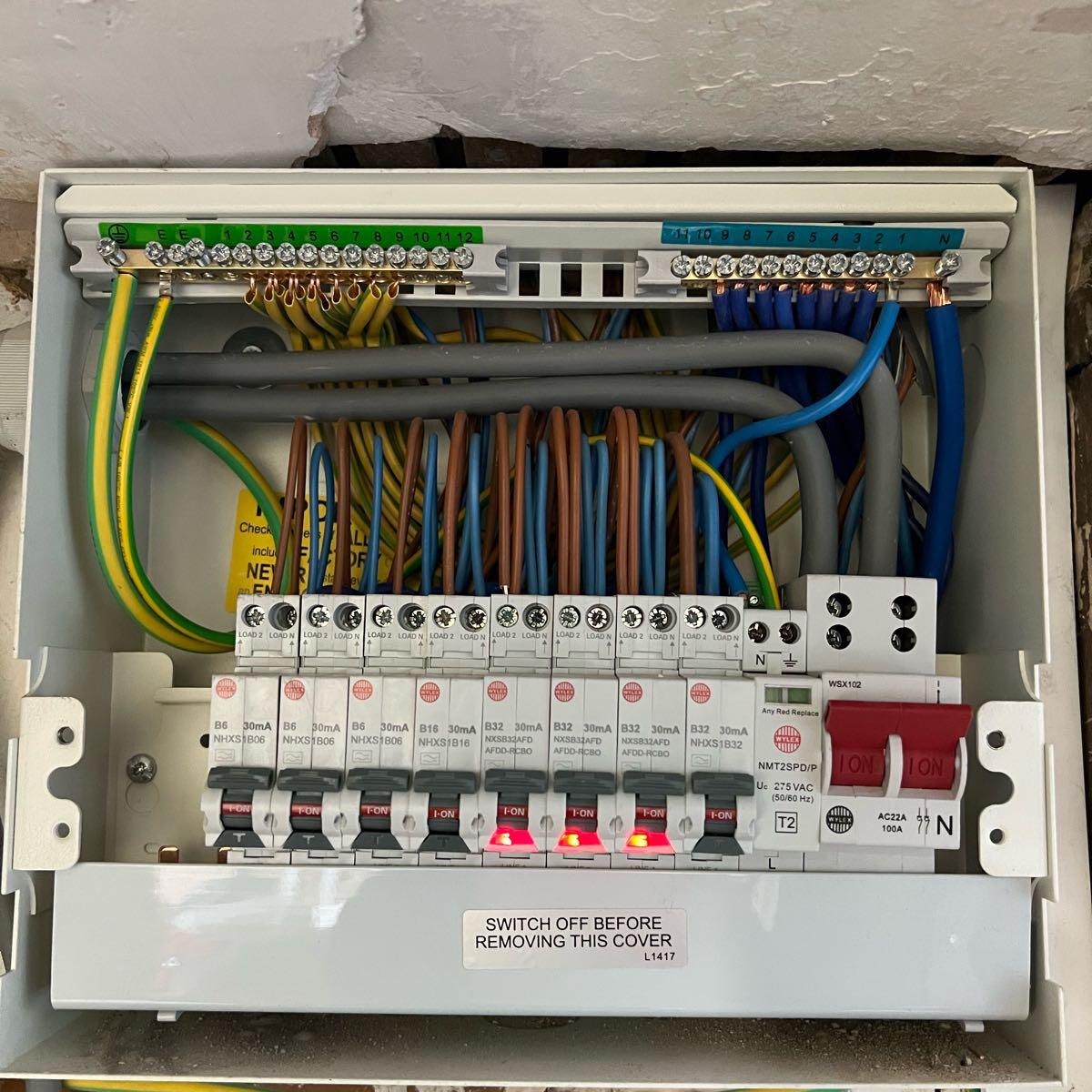 A&J Electrical - Ilford, GB-ENG - Nextdoor