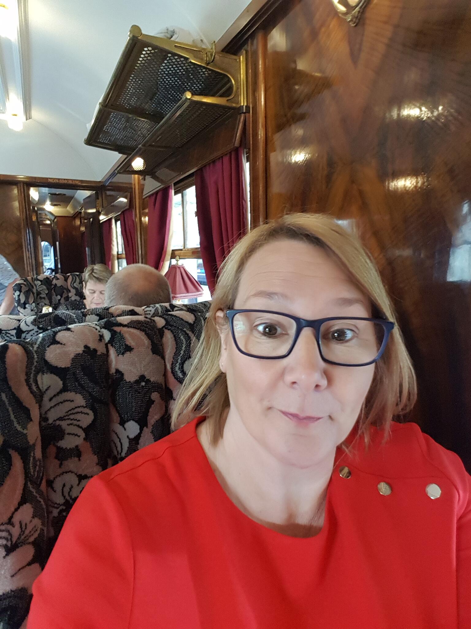 Elaine Howard Personal Assistant - Nextdoor