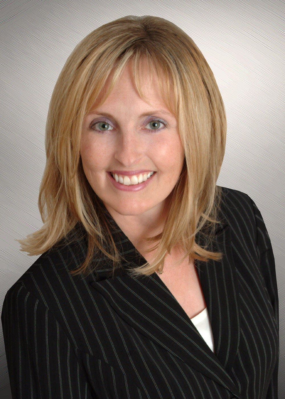 KIM HELLER REAL ESTATE GROUP - Downers Grove, IL - Nextdoor