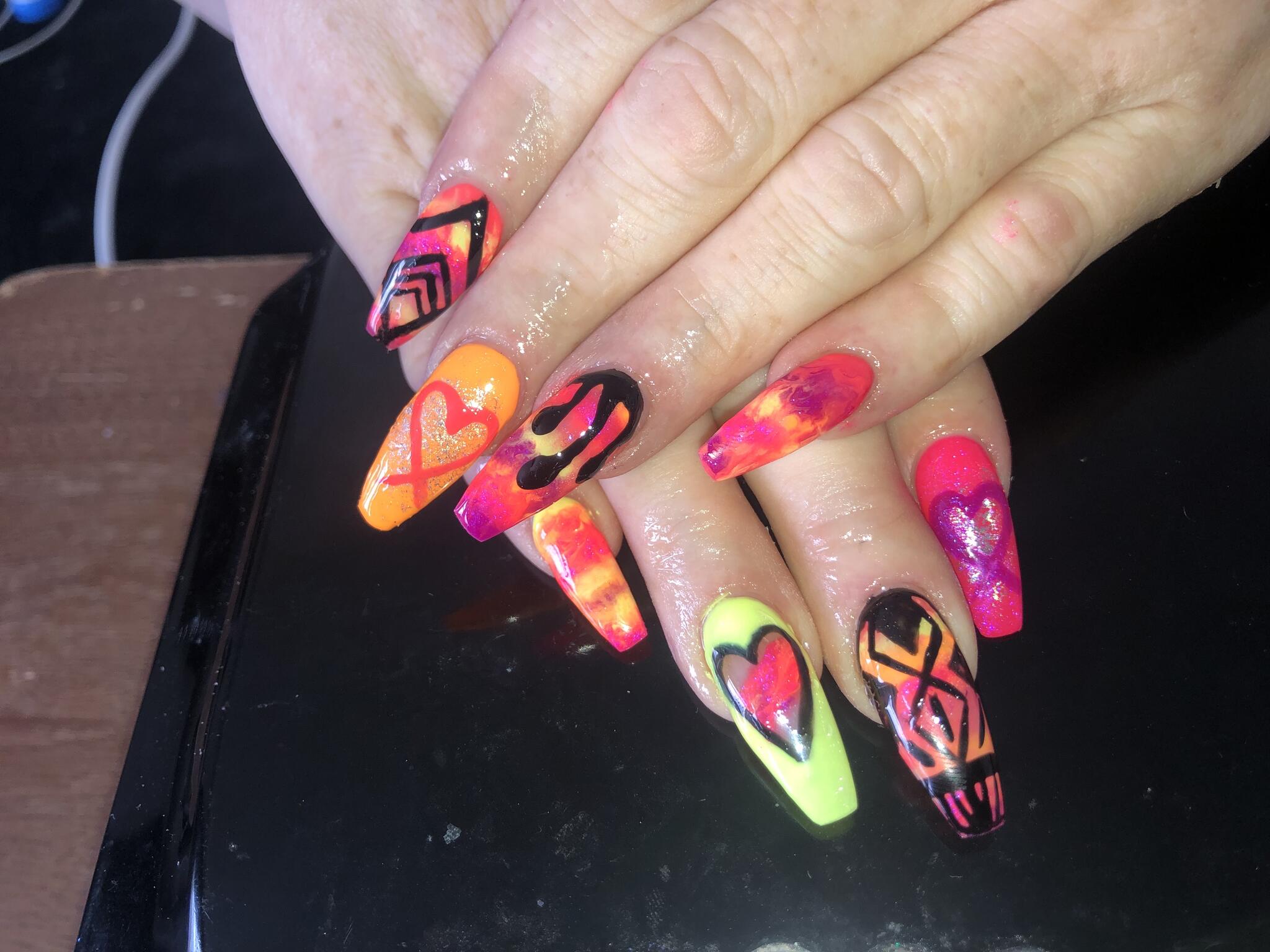 Beauty With Louise - Hamilton, Scotland - Nextdoor