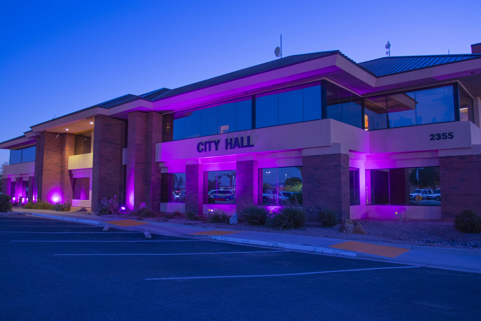 The City of Bullhead City has opened a cooling station at the Optimum ...