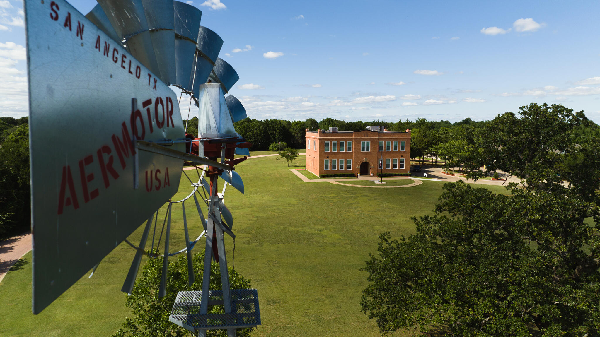 Let’s taco ‘bout some exciting news – Roberto’s Taco Shop is coming to ...