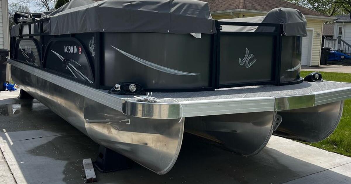 2021 JC TriToon Spirit 247TT w/Suzuki 200 Motor (140 hours) for $41995 ...