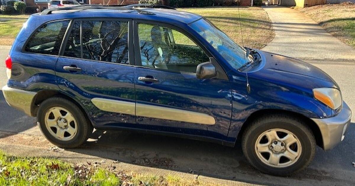 2002 RAV 4-manual in Charlotte, NC | For Sale & Free — Nextdoor