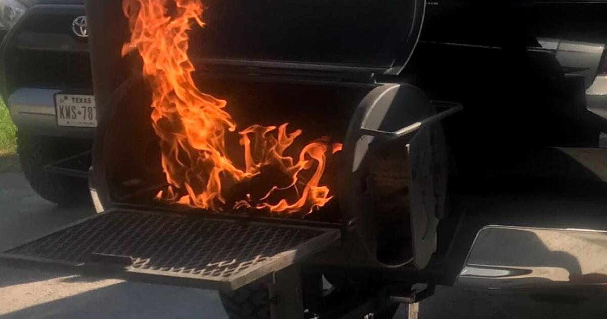 Tailgating Old Country BBQ smoker for $250 in Leander, TX | For Sale ...