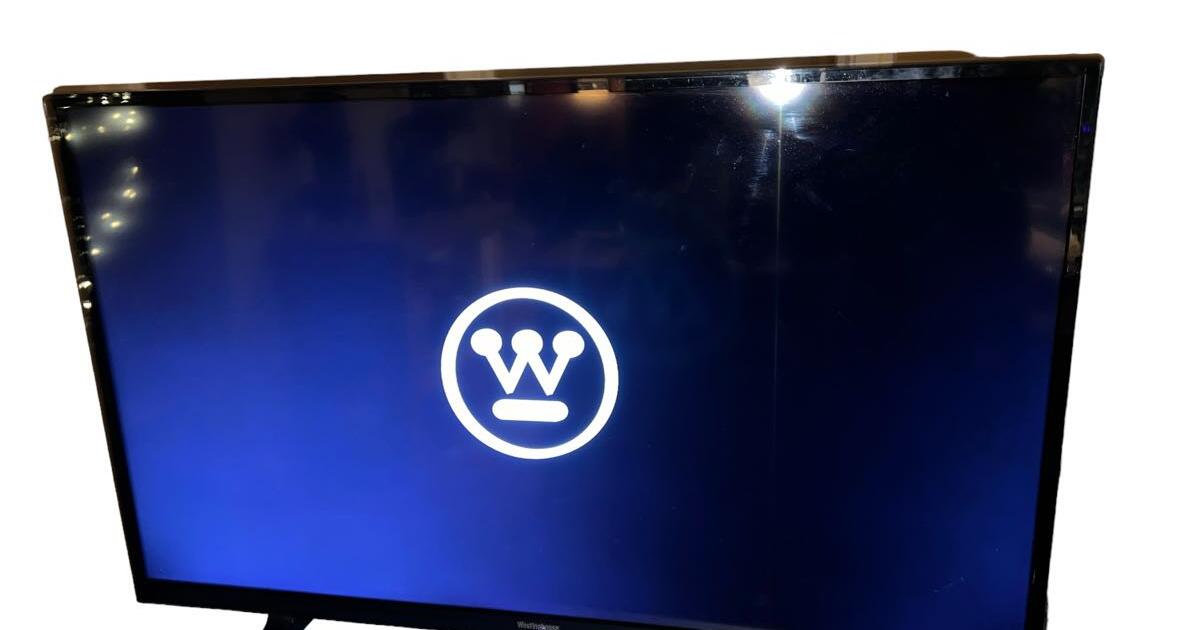 Westinghouse, Roku 42 inch smart TV flat Alexa, Google assistant ...
