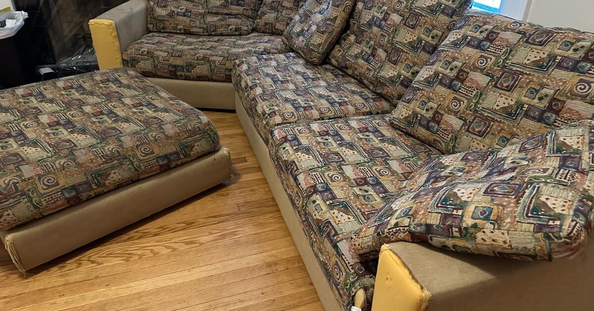 Patterned Sectional Sofa with Ottoman for $100 in Salisbury, NC | For ...
