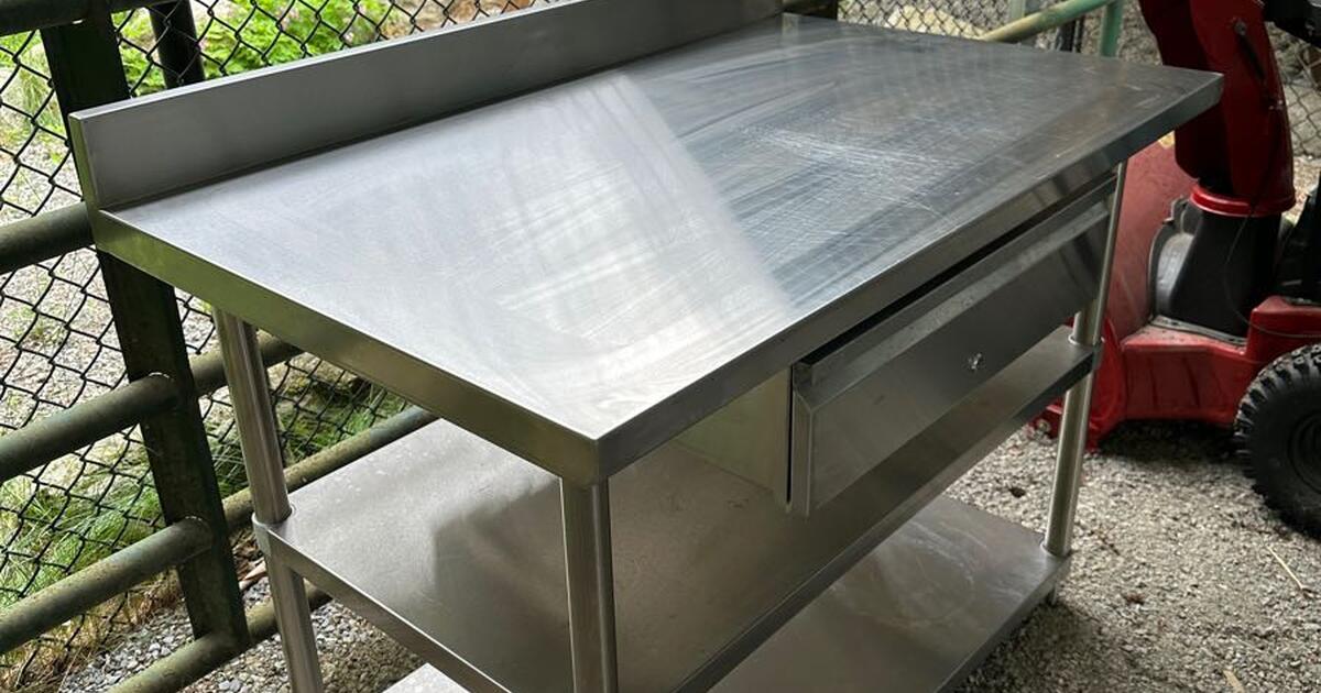 Multiple stainless steel, commercial counters/work tables (Also Priced ...