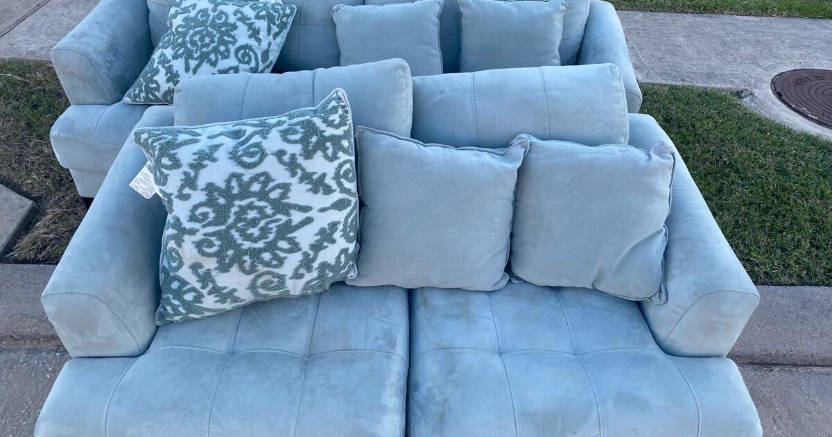 Two free couches for Free in Houston, TX | For Sale & Free — Nextdoor