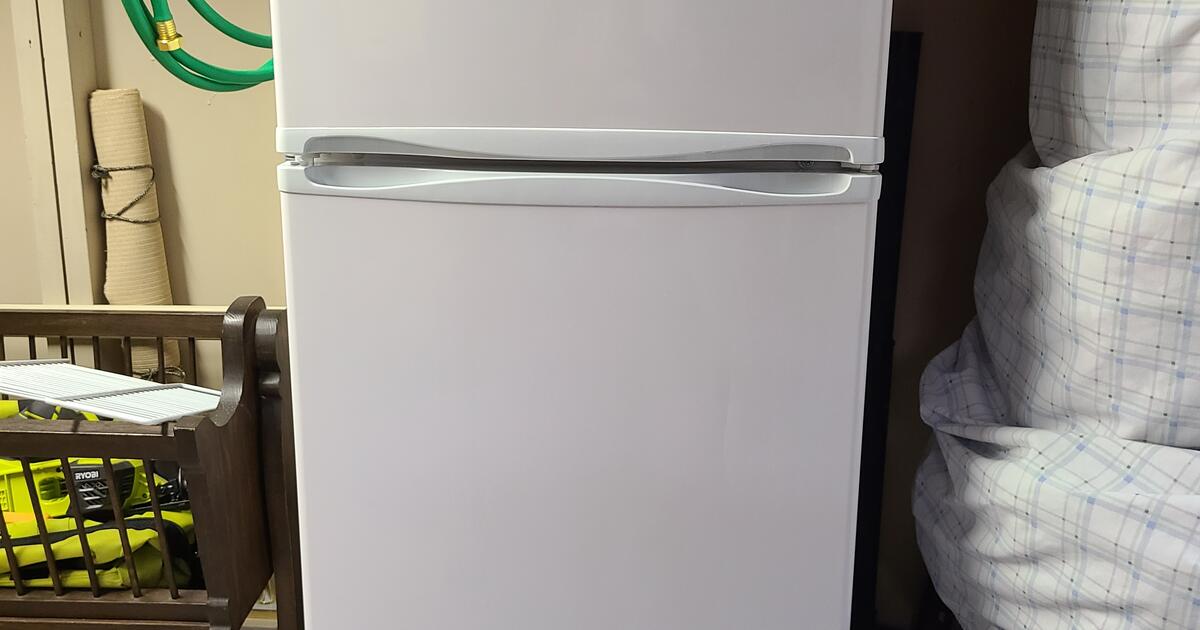 Old magic chef refrigerator for $100 in Oak Forest, IL | For Sale ...
