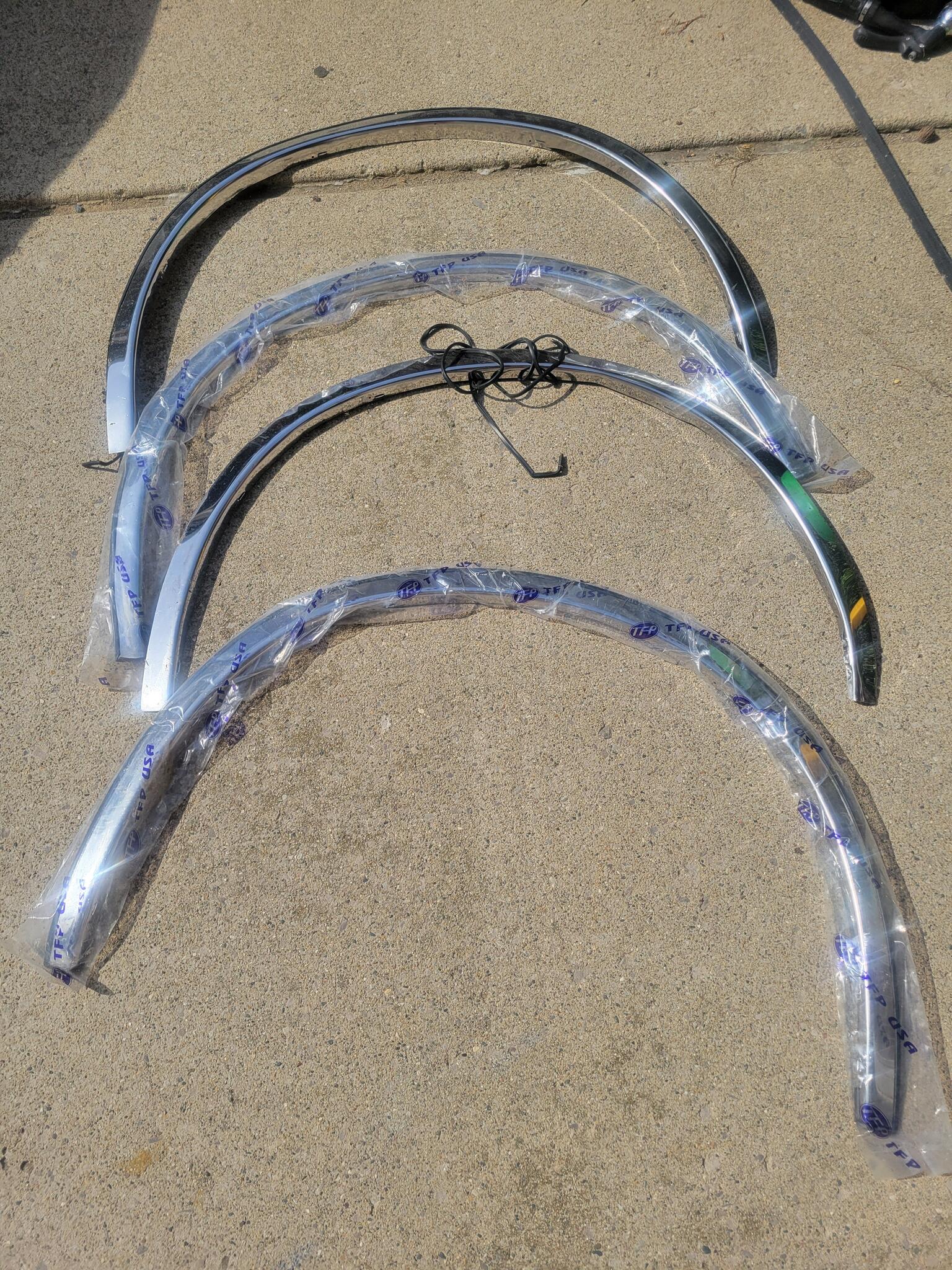 Wheel Well Trim for Free in Rochester Hills, MI | For Sale & Free ...