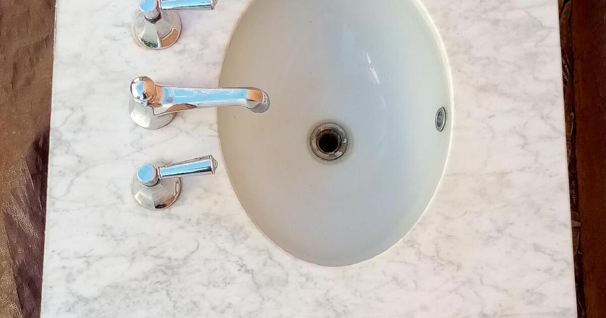 Quartz Bathroom Vanity Countertop With Undermount Circular Sink for $95 ...